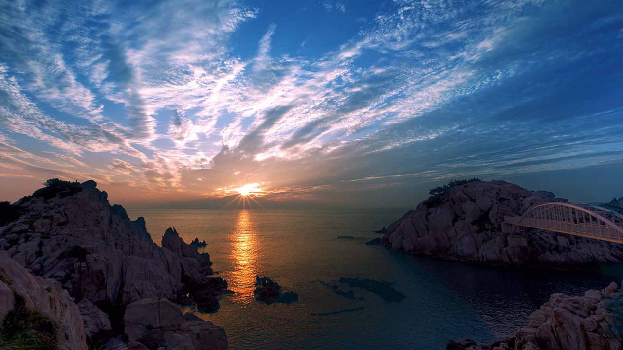 Sunset Zen Screensaver | TV App | Roku Channel Store | Roku